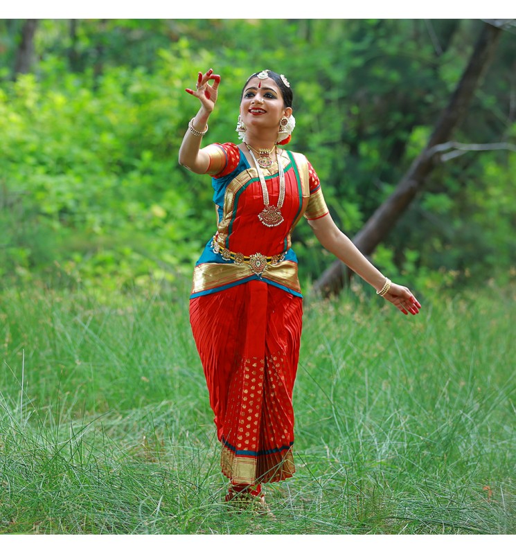 BHARATANATYAM SUNPLEAT Size 24